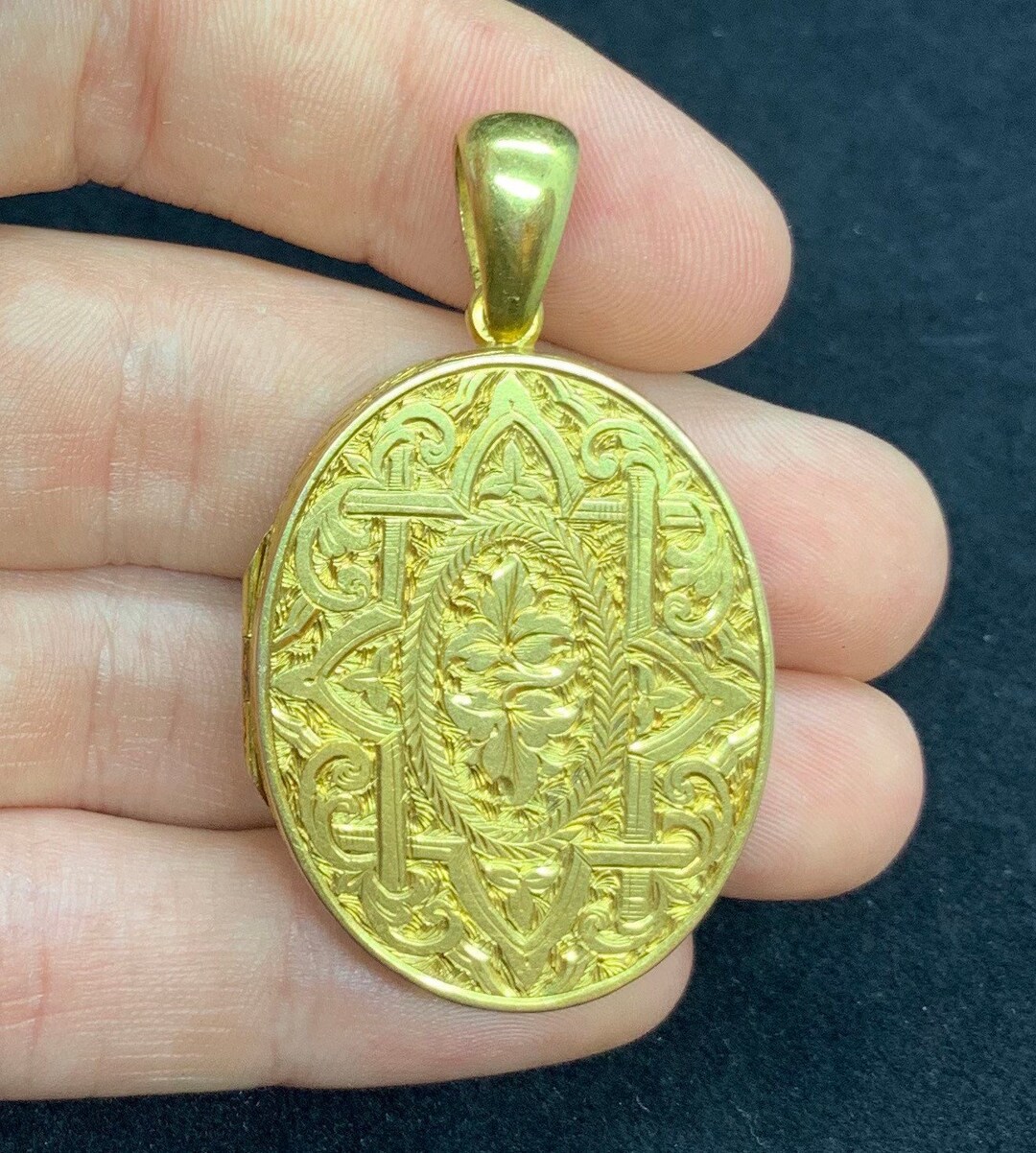 Large Antique Gold Locket. Victorian. Hand Engraved. Stunner. - Etsy