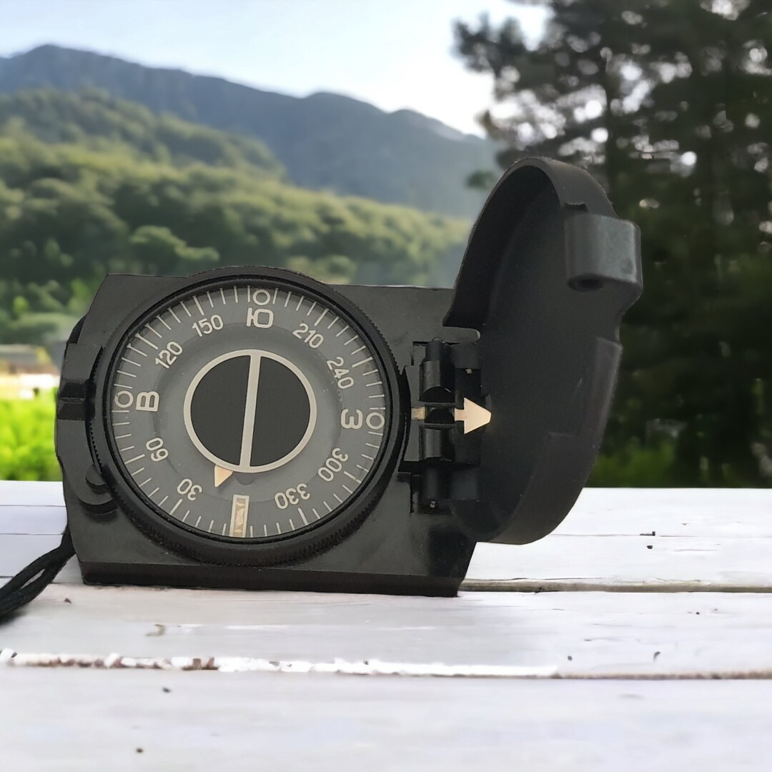 USSR Compass Vintage Military Compass Old Compass Gift for - Etsy