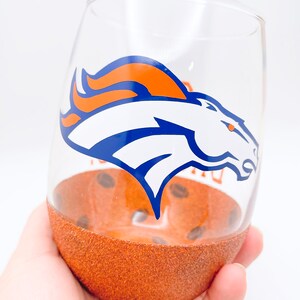 Denver Broncos Stemless Wine Glass: Glitter Football Sports Gift - Etsy