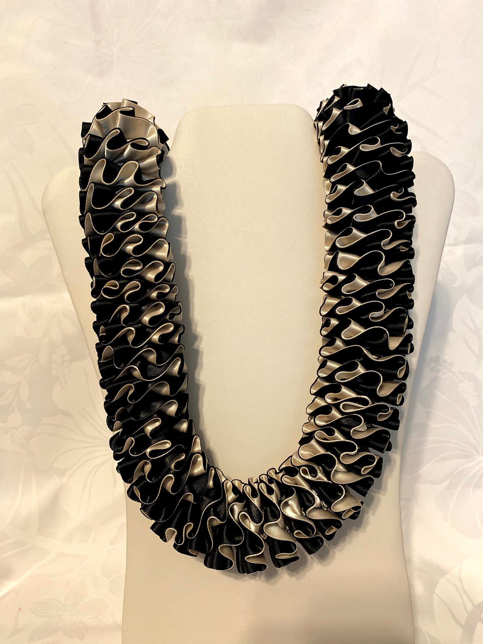 ALOHA - Double Satin Ribbon Lei (custom) - Etsy