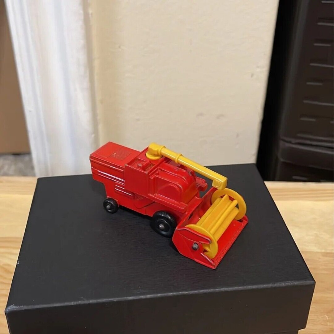 Vintage 1977 Matchbox No.51 Combine Harvester - Etsy