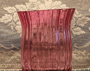 Ribbed Pink Glass Vase - Etsy