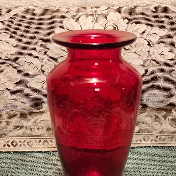 Ruby Red Vase - Etsy