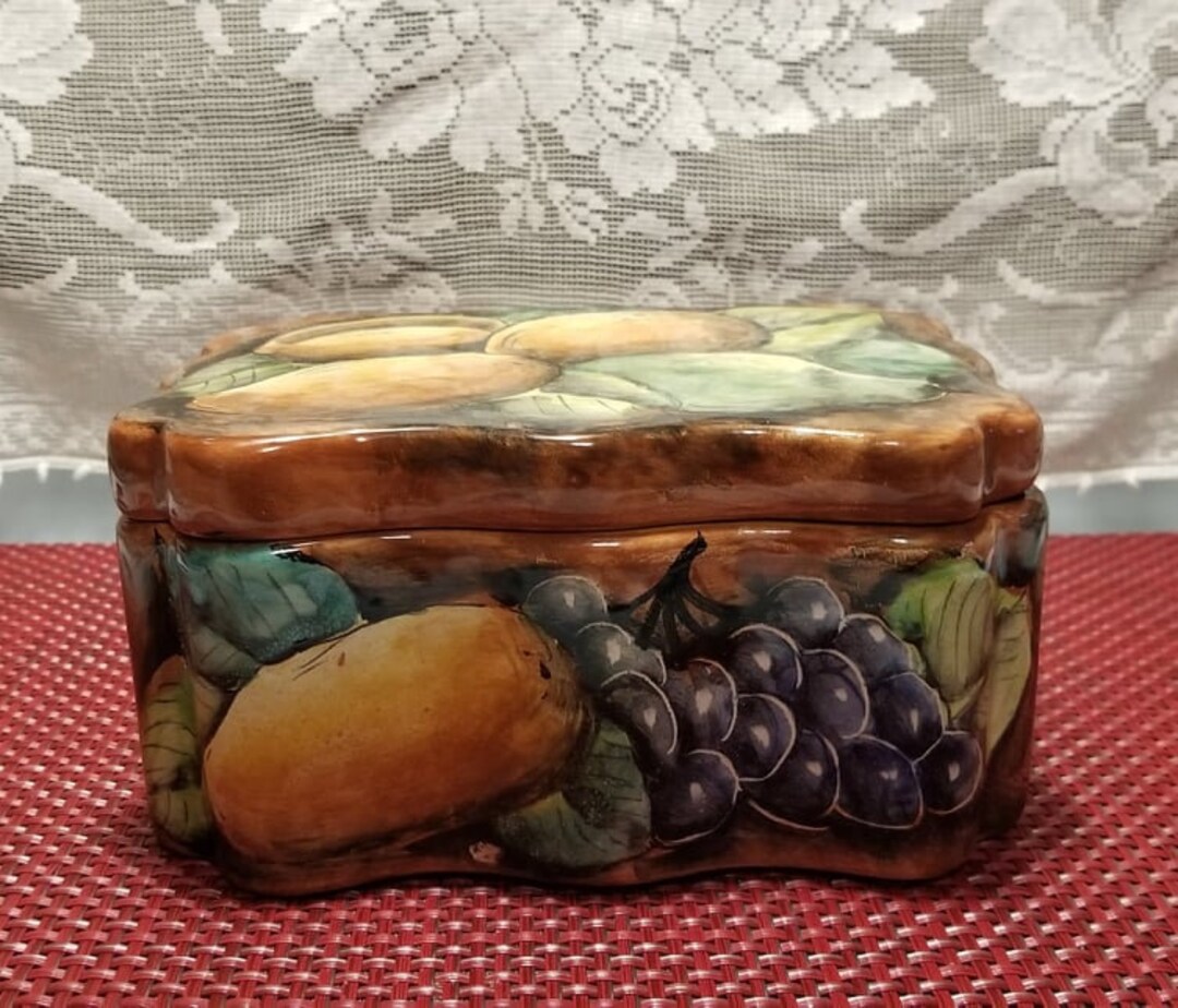 Vintage Mayolica Santa Rosa Pottery Hand-painted Trinket Box / Biscuit ...