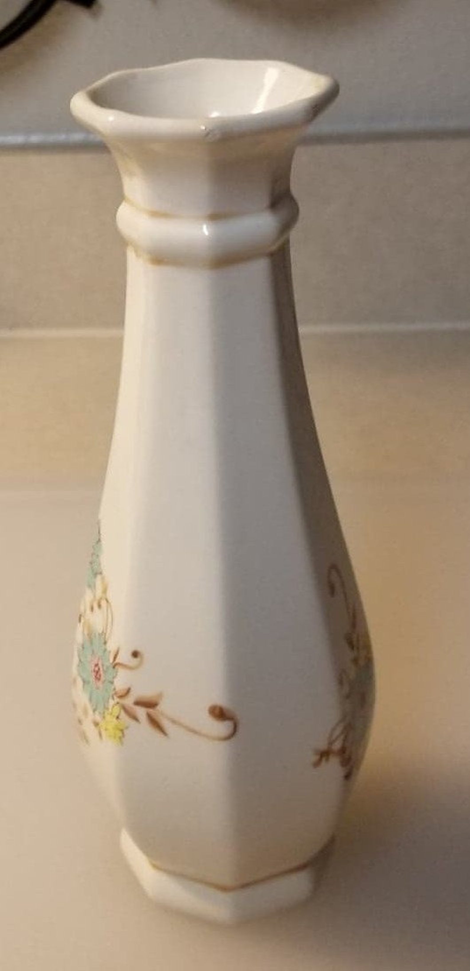 Vintage Floral Bud Vase Made for FTD FTDA Made in Portugal - Etsy