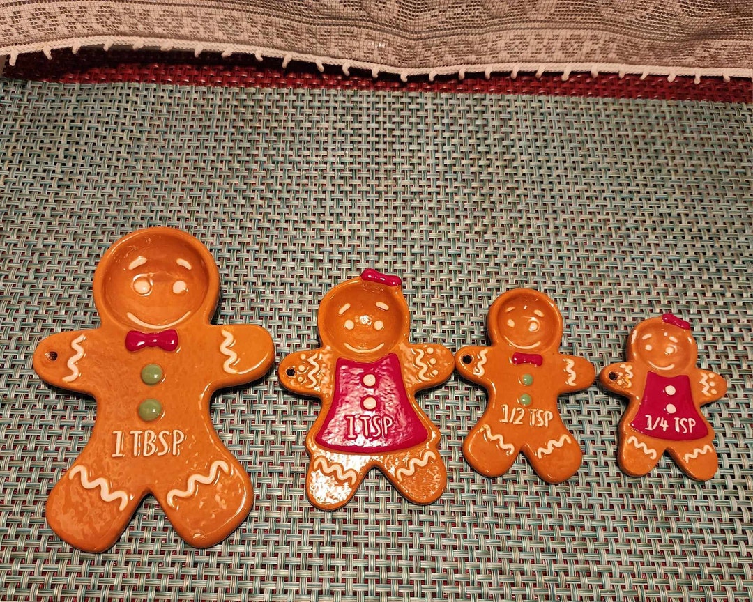 Ceramic Gingerbread Men Measuring Spoons - Etsy