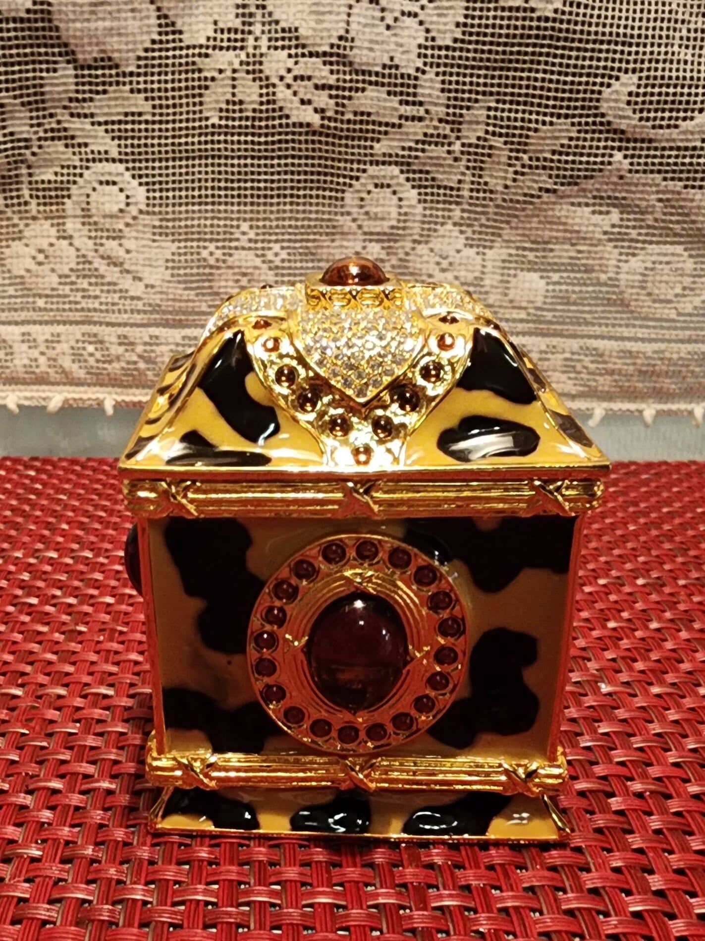 Wendy Reed Trinket Box With Pillow Collectible Wendy Reed - Etsy