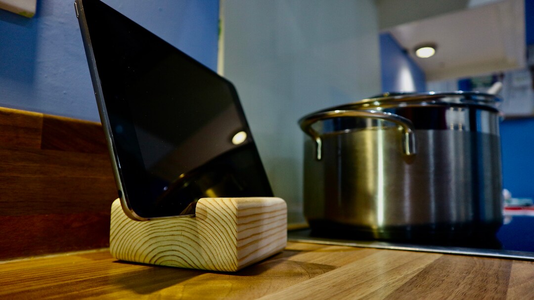 Handmade Zero Waste Tablet Stand - Etsy
