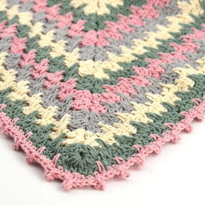 Rosewater Crochet Blanket Pattern: Center Out Throw (PDF Pattern) - Etsy