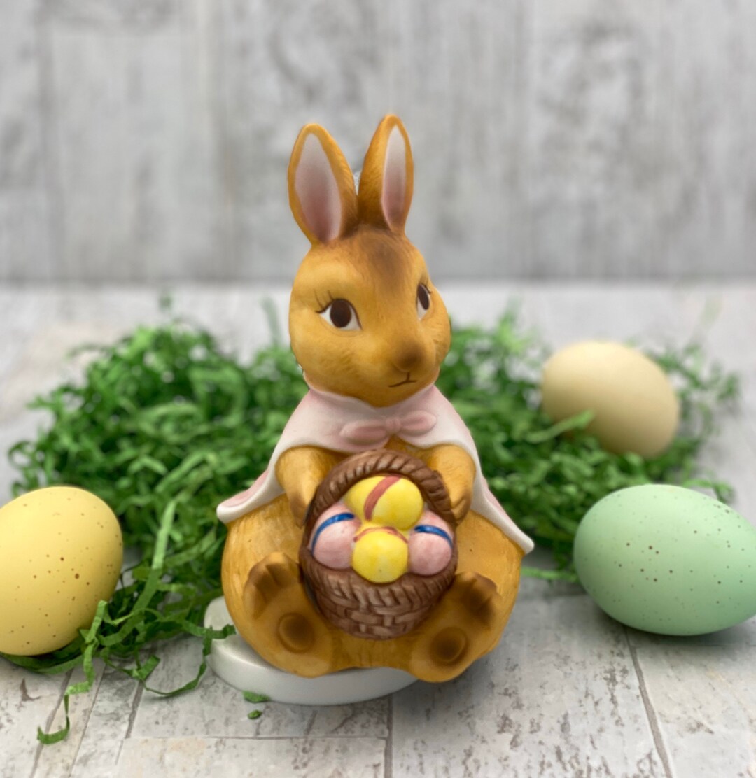 Vintage Easter Bunny Music Box, Hand Painted Ceramic Bunny Decoration ...