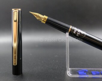 Pilot F scholar F Nib Fountain Pen 1980s Vintage NOS Rare Collectible ...