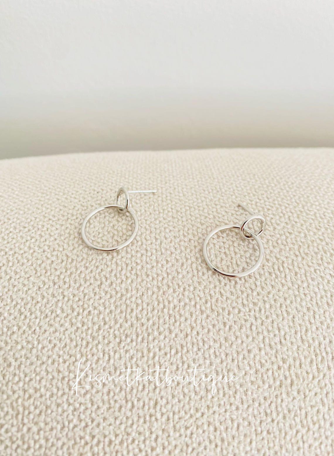 Double Circle Interlinked Stud Earrings, Geometric Round Earrings ...