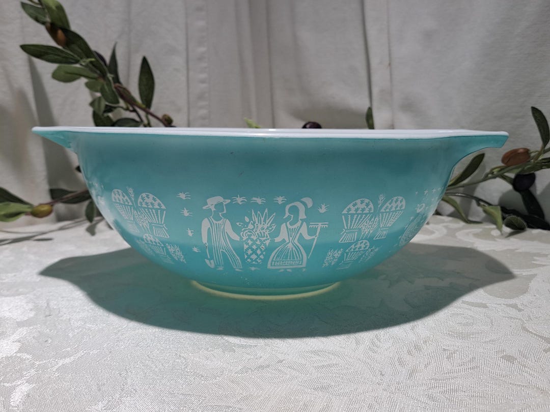Vintage Pyrex Teal and White Amish Butterprint Pattern No. 444 Large 4 ...
