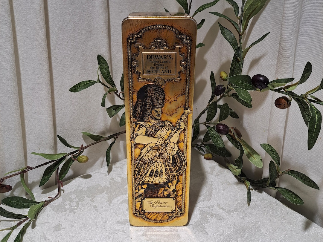 Vintage Dewar's white Label Evokes the Spirit of Scotland the Dewar ...