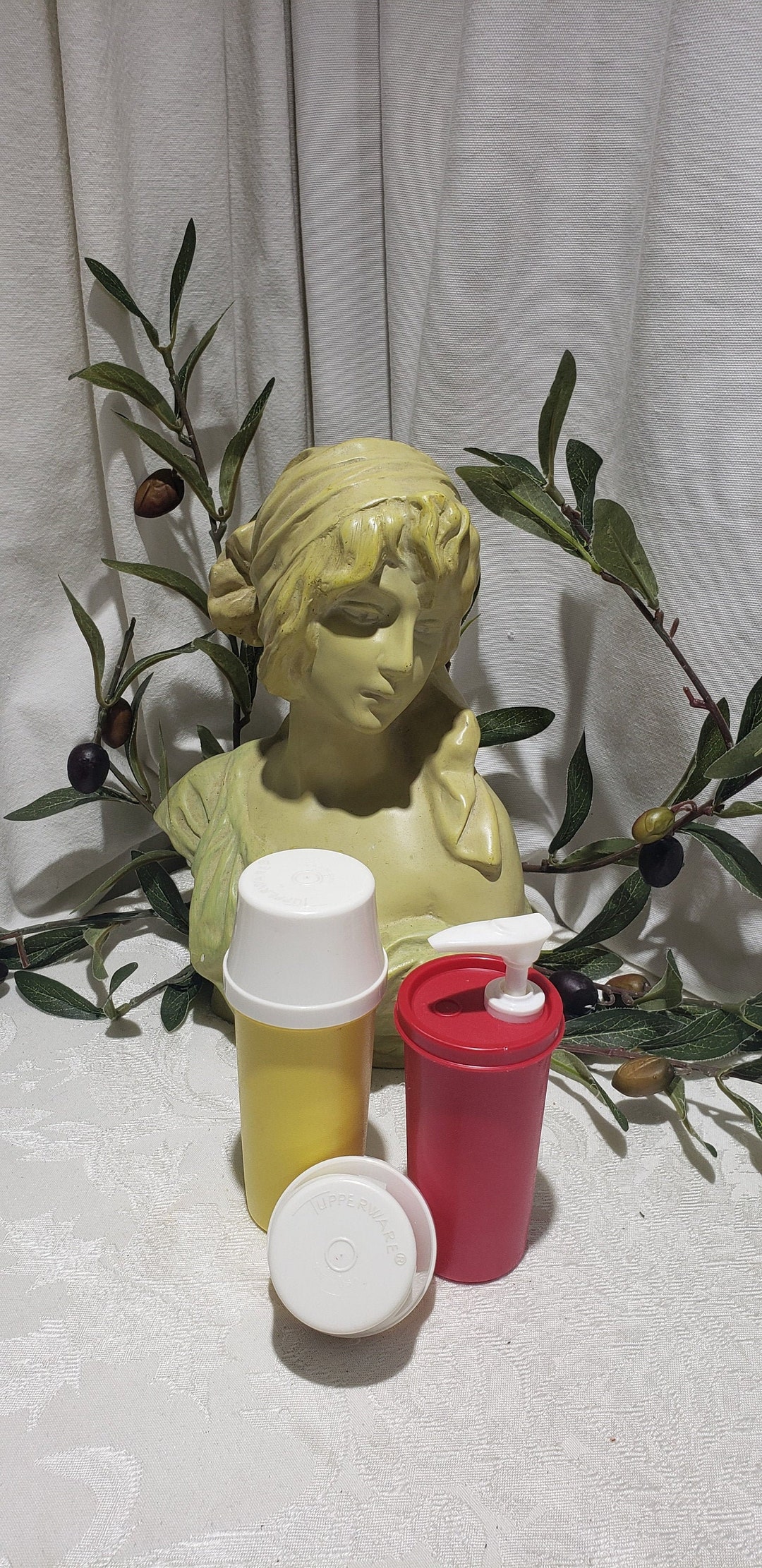 Awesome Vintage Tupperware Ketchup and Mustard Travel Pump Dispensers ...