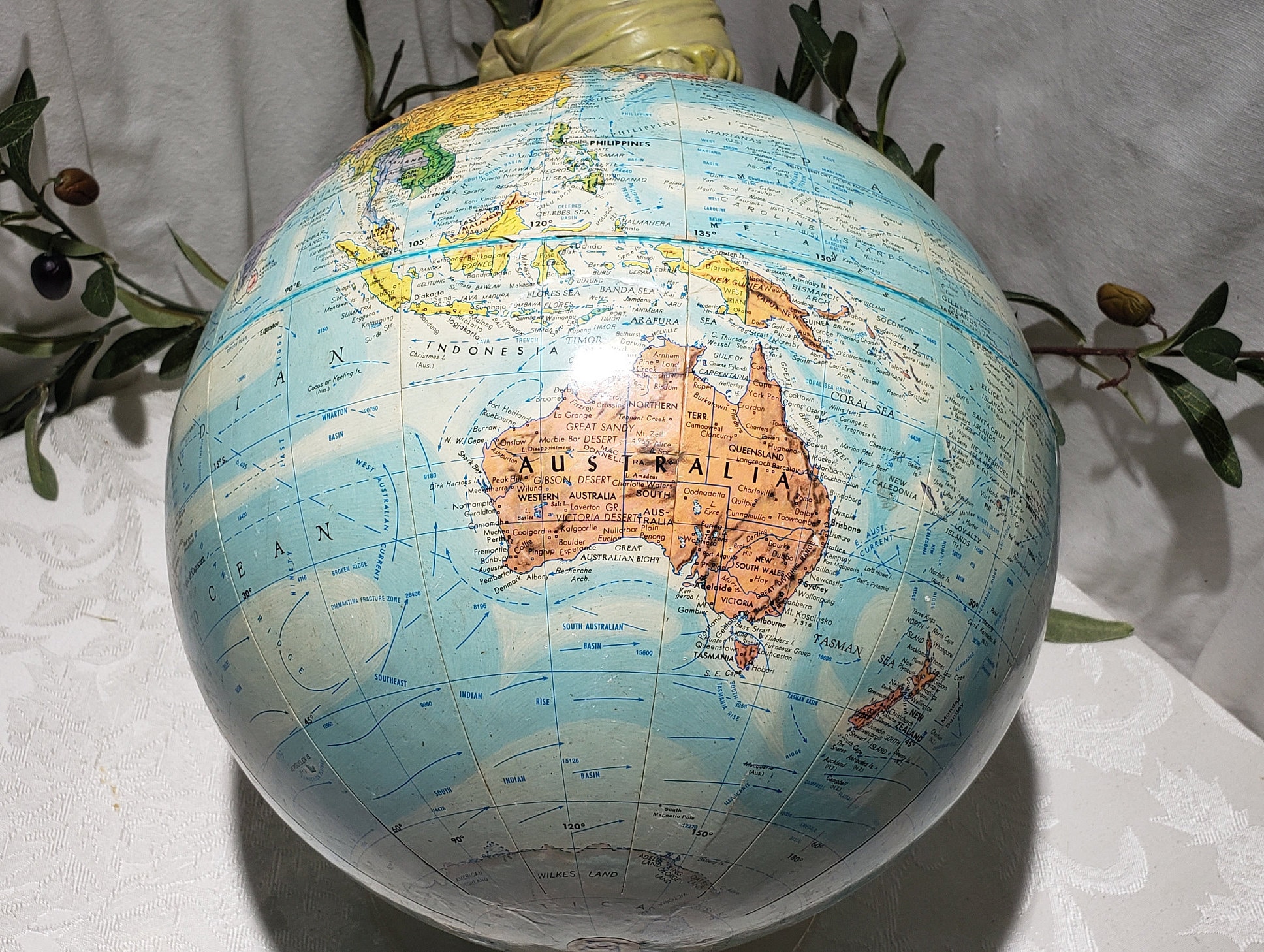 Vintage Replogle World Nation Series 12 Inch Diameter Cradle World ...