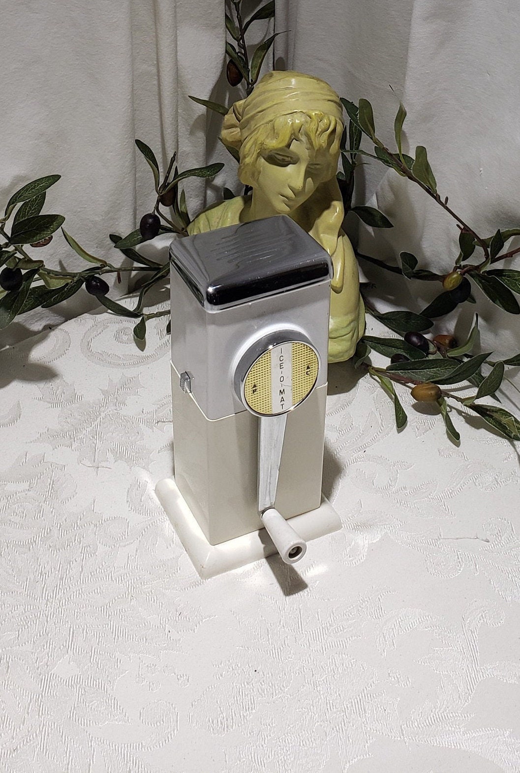 Waring Ice Crusher for sale | Only 2 left at -70%