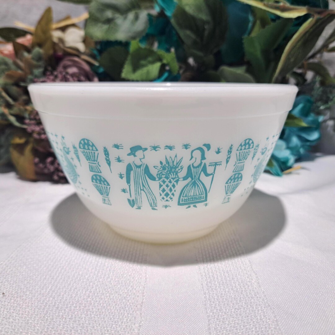 Vintage Pyrex White and Teal Amish Butterprint Pattern No. 441 1 1/2 ...