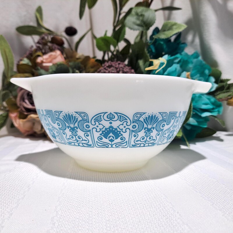 Pyrex Bowl - Etsy