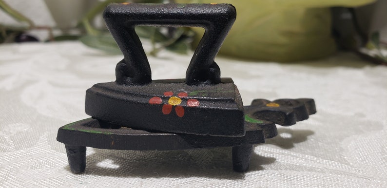 Vintage Hand Painted Floral Design Cast Iron Miniature Iron - Etsy