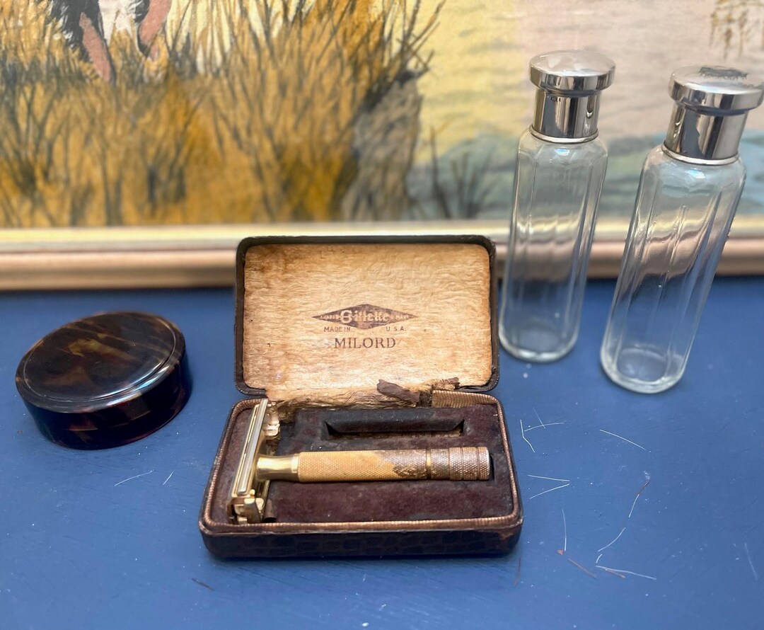 Vintage 1940's Gillette Milord Gold Tone Safety Razor in Original Case ...