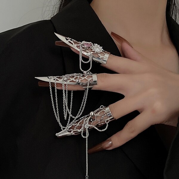 Horror Wedding Ring - Etsy