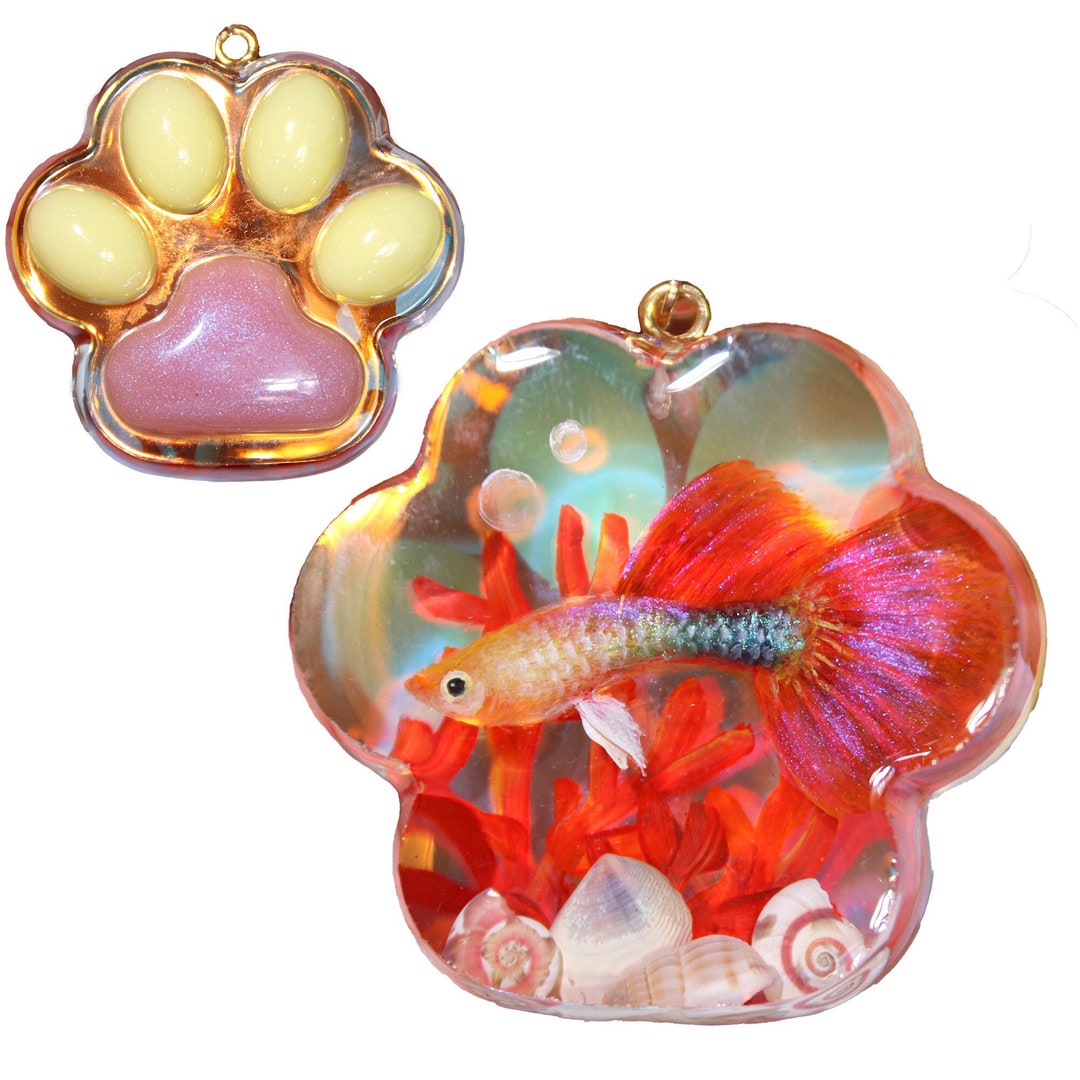 Resin Cat Paw Keychain, Epoxy Resin Cat Paw Pendant, Hand Drawn 3D ...