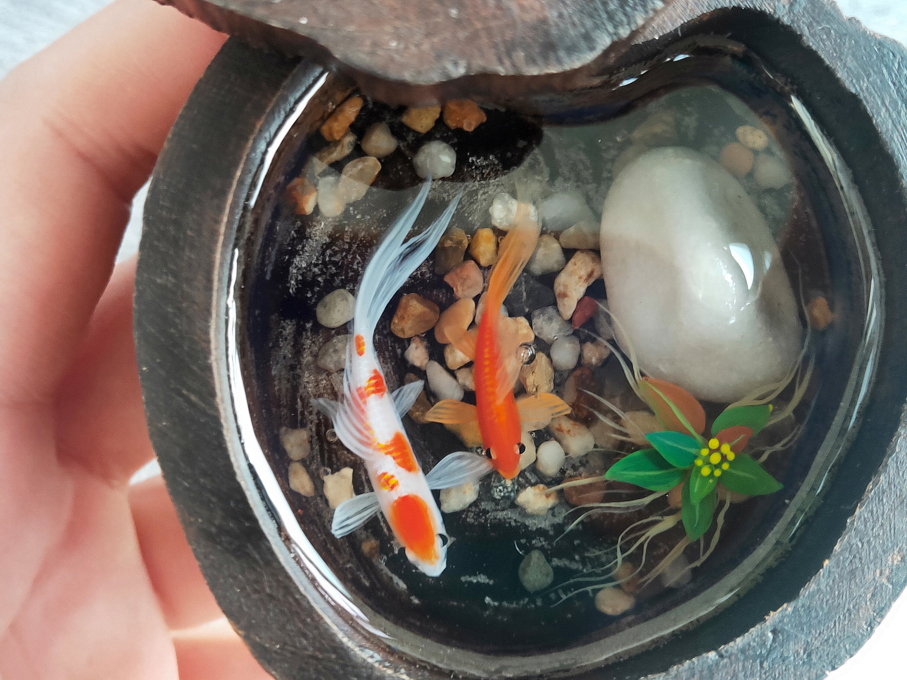 Resin Painting, A Pair of Koi in Tree Hole, 3D Resin Painting, Painting ...