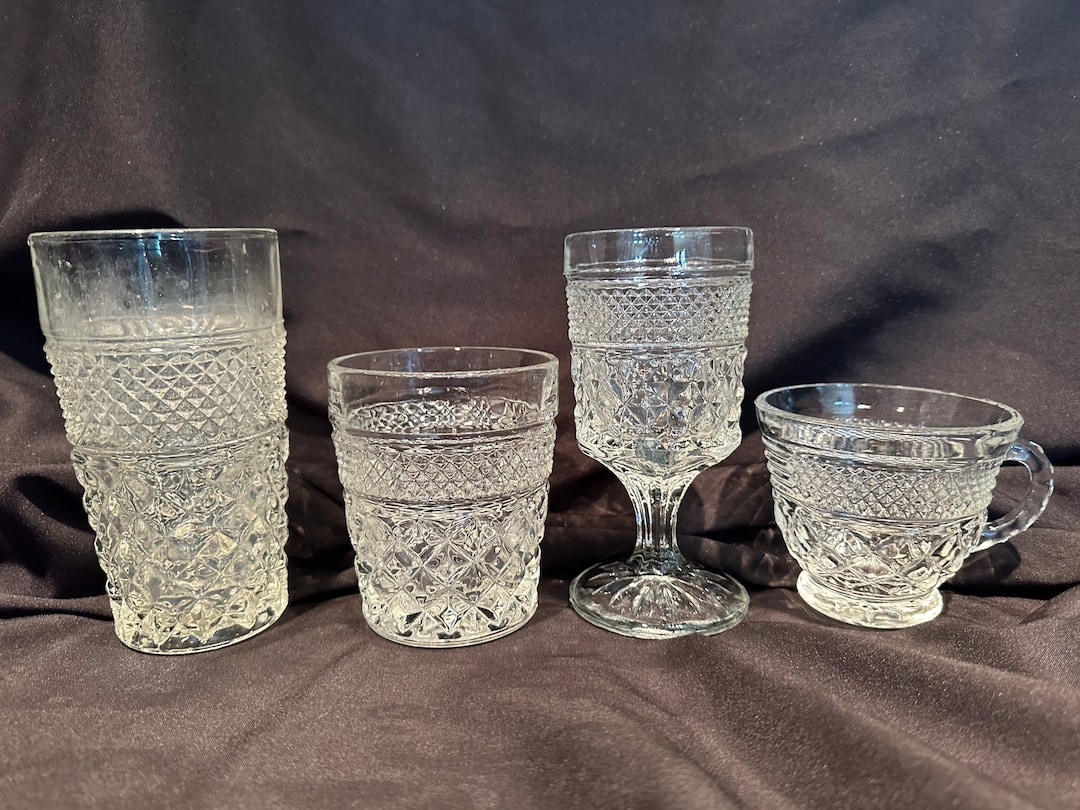 Vintage Anchor Hocking Wexford Glasses, 7 Wine Water Goblets, 5 Tall ...
