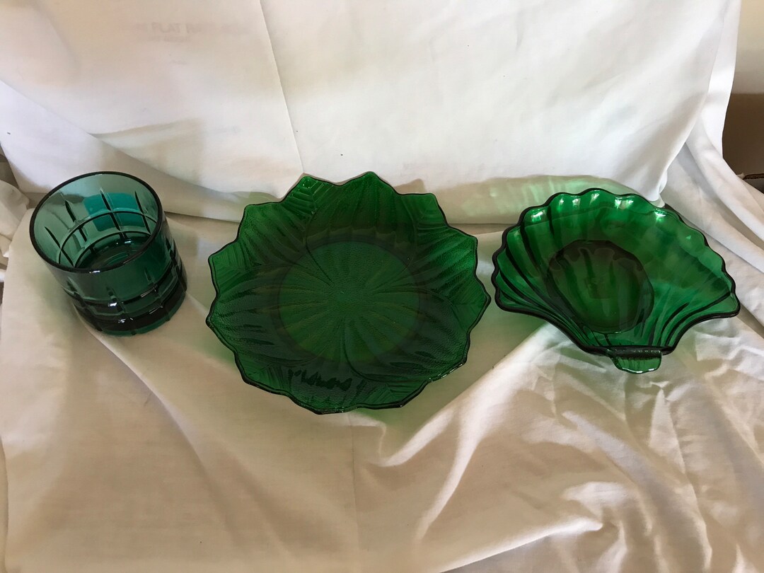 Three Beautiful Emrald Green Glass Ware, 1 Anchor Hocking "tartan ...