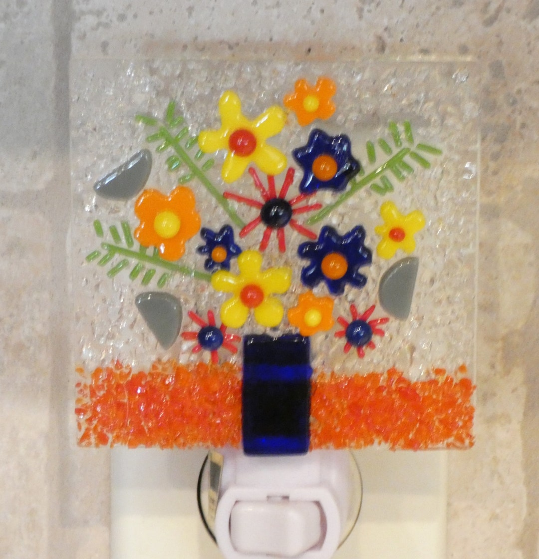Spring Blooms Night Light! Lighting for Small Spaces! LED Bulb! - Etsy