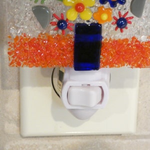 Spring Blooms Night Light! Lighting for Small Spaces! LED Bulb! - Etsy
