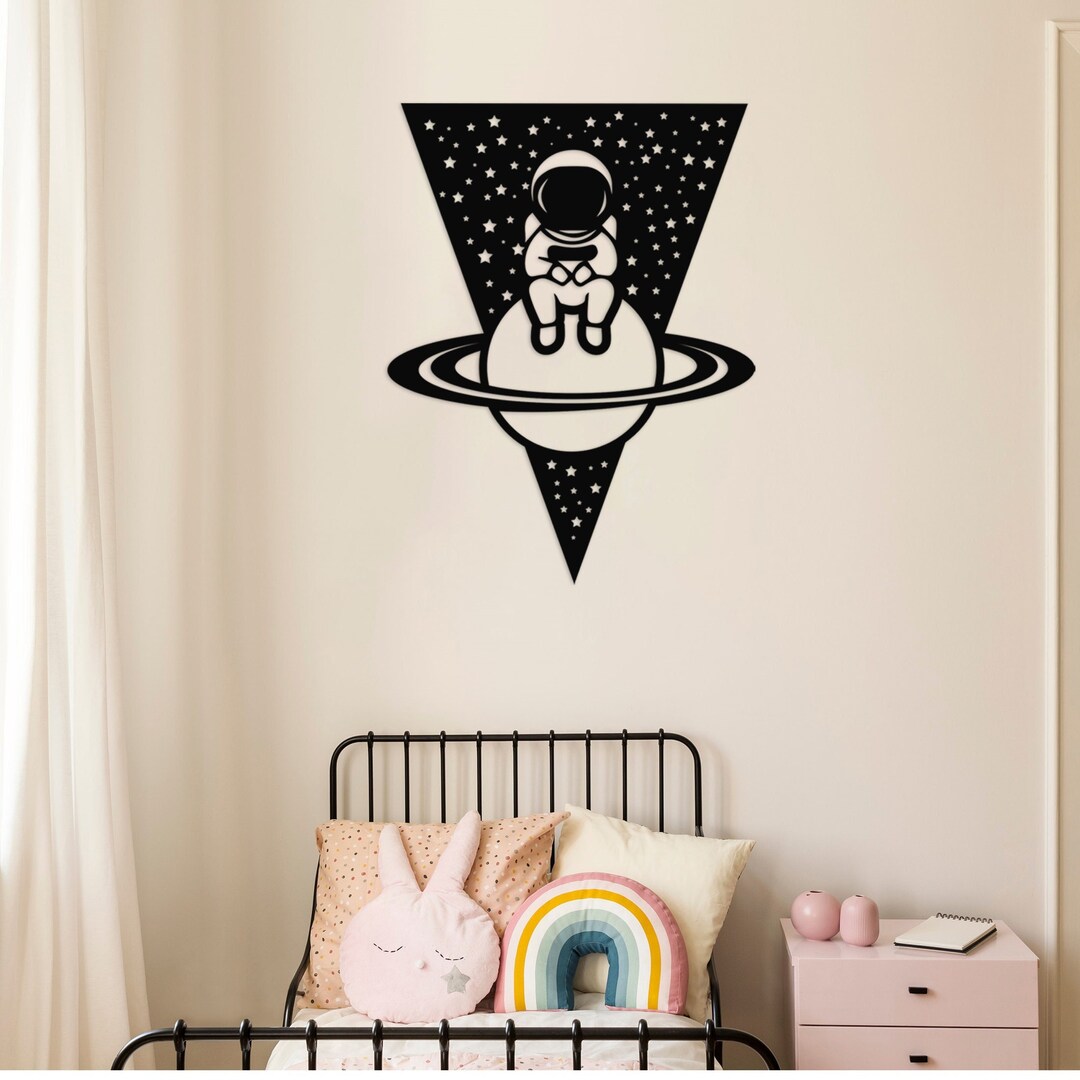 Astronaut Metal Wall Decor, Saturn Metal Wall Art, Outer Space Room ...