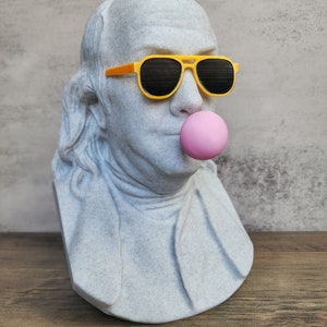 Benjamin Franklin Bust With Custom Color Glasses & Gum Statue With Gum ...
