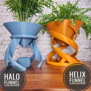 The Funnel Planter With Stand and Water Catch for Indoor House Plants ...