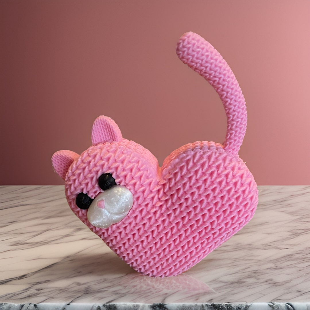 Whisker Hugs: Knitted Look 3D Printed Heart Cat - Etsy