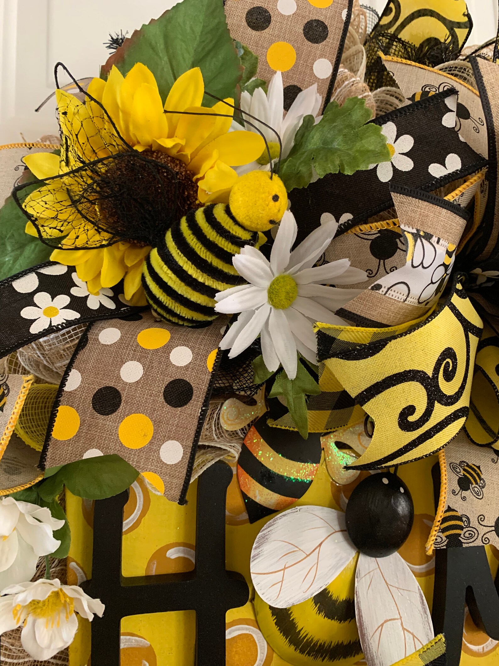 Spring Wreath/bee Wreath/summer Wreath/bee Door Hanger/spring Décor/bee ...