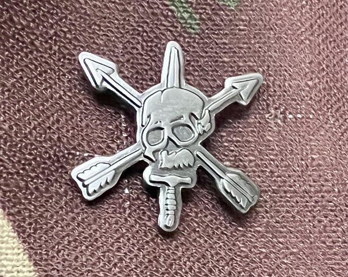 Dagger Enamel Pin, Warrior Pin, Sword Pin, Fantasy Pin, Gothic Pin ...