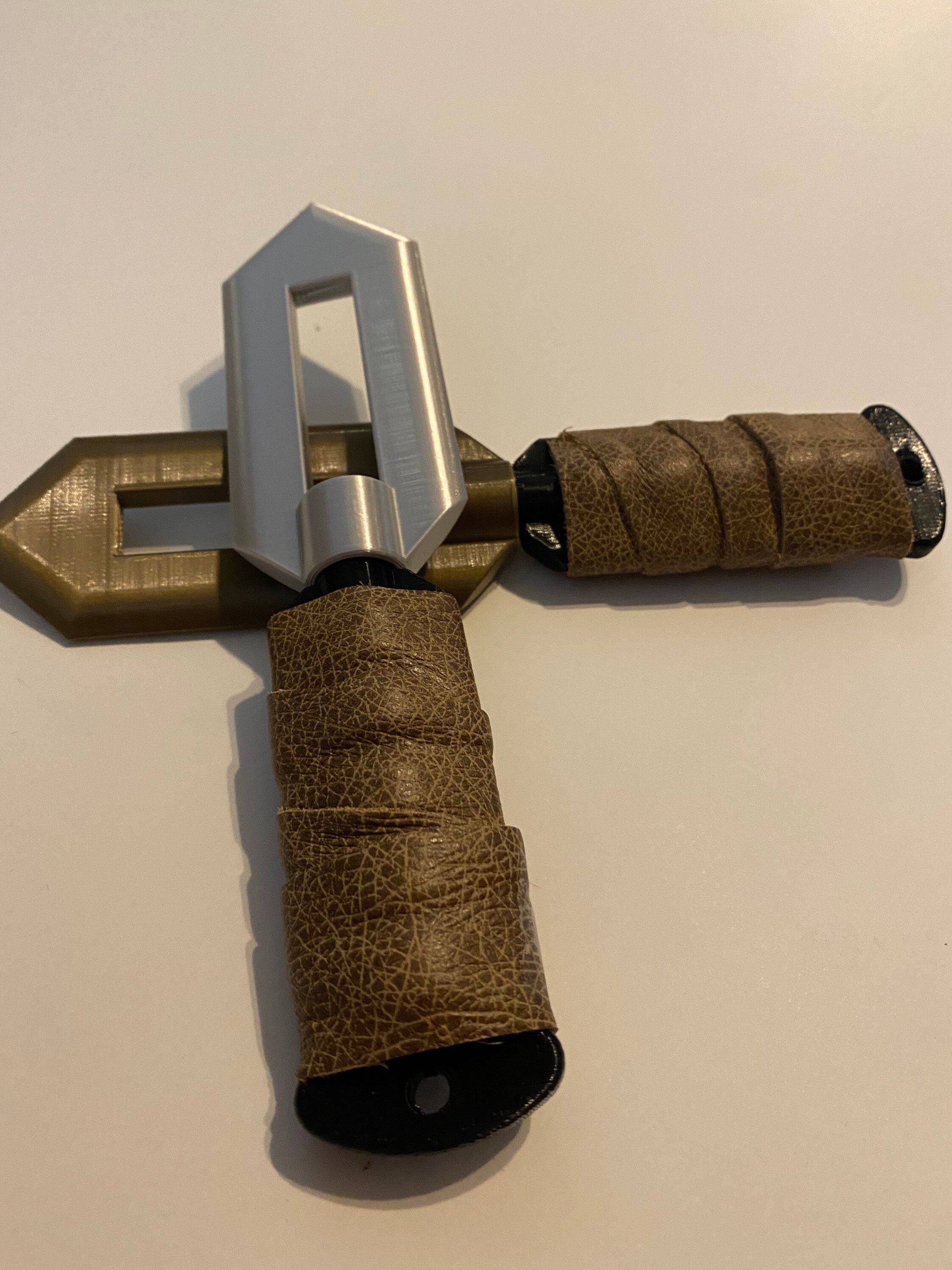 COSPLAY mandalorian Inspired Kai Throwing Daggers - Etsy