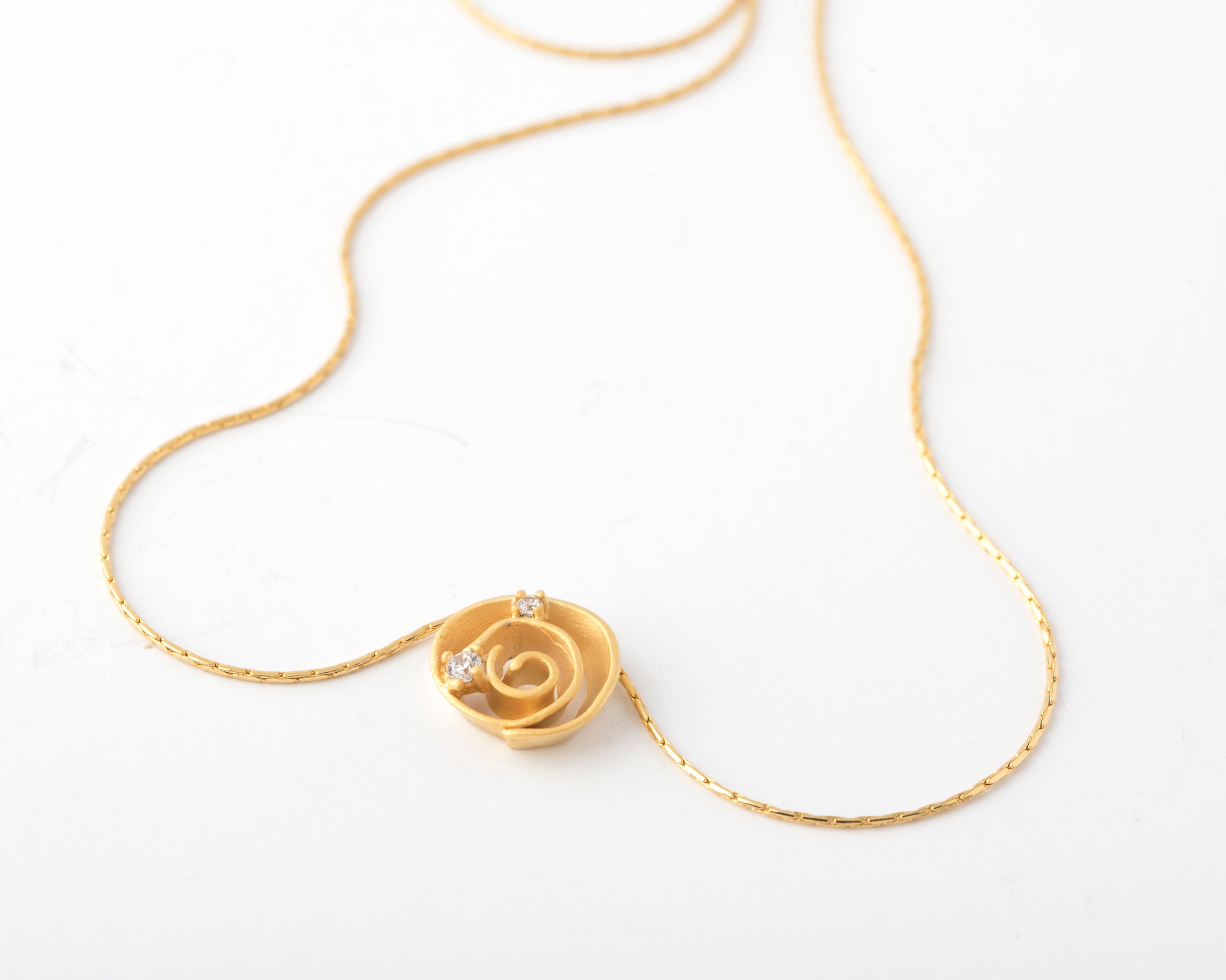 Rose Necklace/modern Rose Flower/gold Rose Necklace/rose Shaped ...