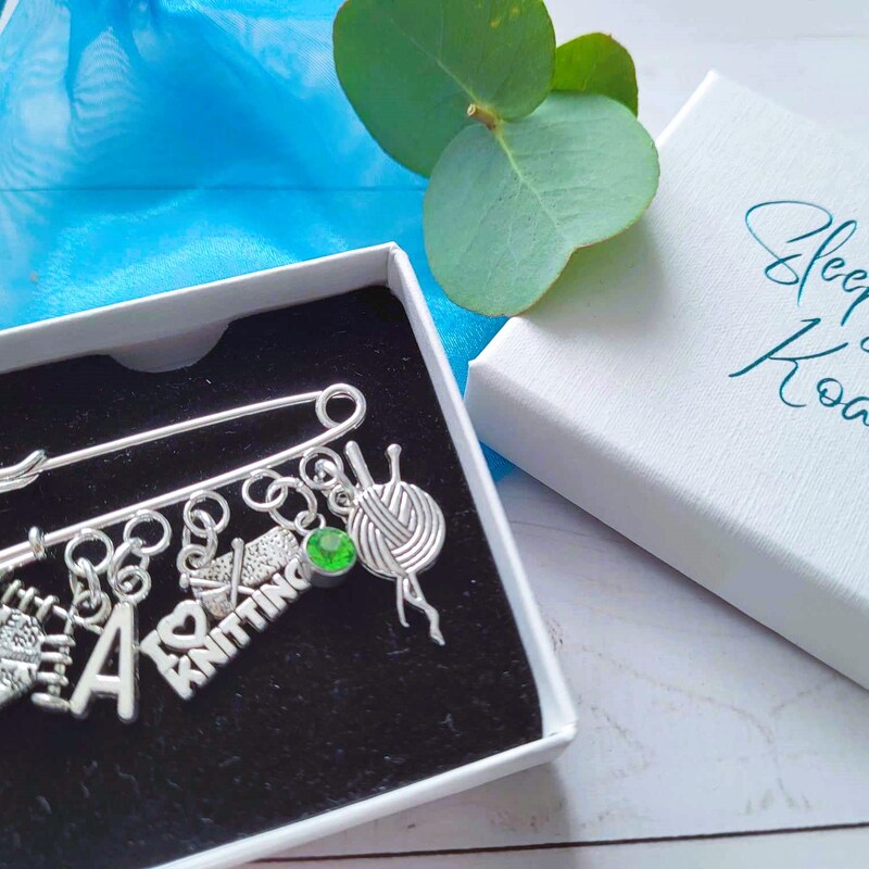 Kilt Pin Brooch - Etsy UK