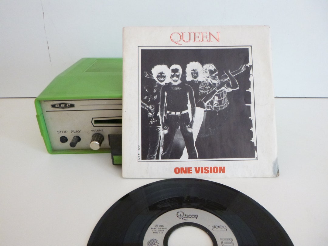 1985 QUEEN One Vision Original Record 7' Vinyl 45T - Etsy