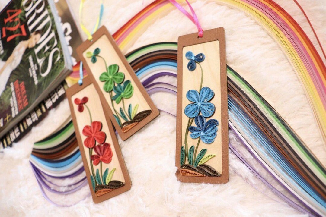 Lucky Leaves Quilling Bookmark Handmade With Love - Idea for Gifts - Etsy