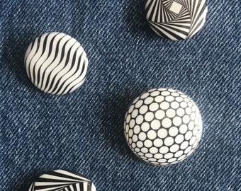SMALL Op Art Pin Badge Reflective 3 Pack of Small Badges 25mm High ...