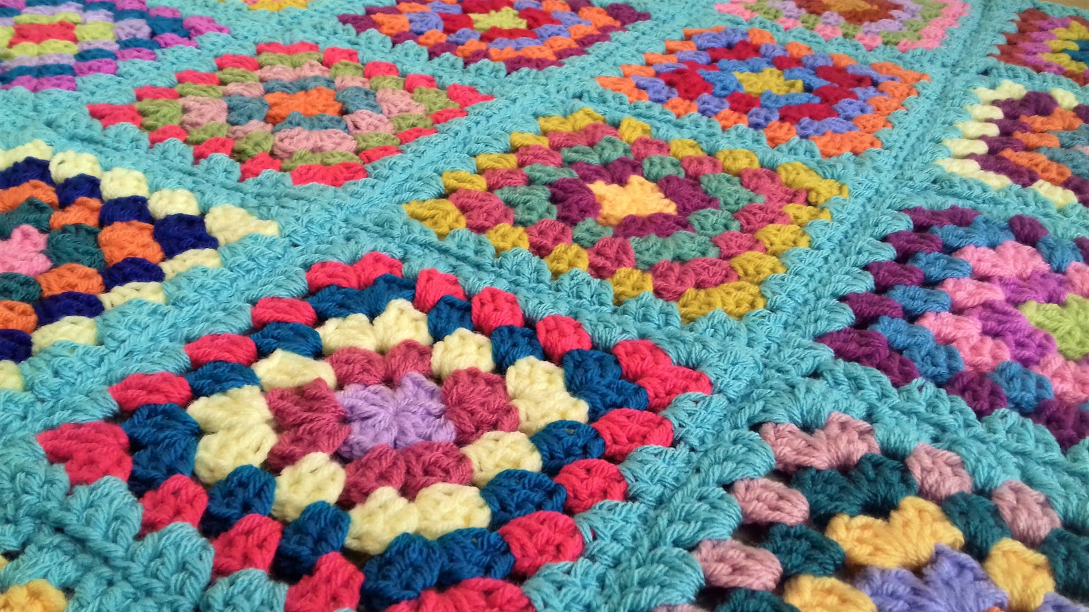 Coperta all'uncinetto / Coperta quadrata della nonna / - Etsy Italia