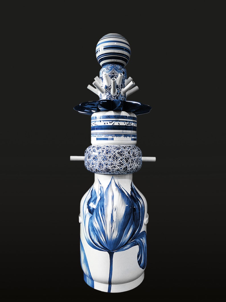 Exclusive Delft Blue Porcelain Tulip Vase, 6 Vases in 1, Exclusive Hand ...