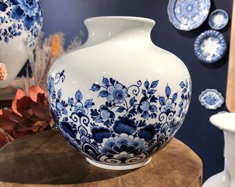 Delft Blue Slender Vase With Floral Design by Heinen Delfts | Etsy
