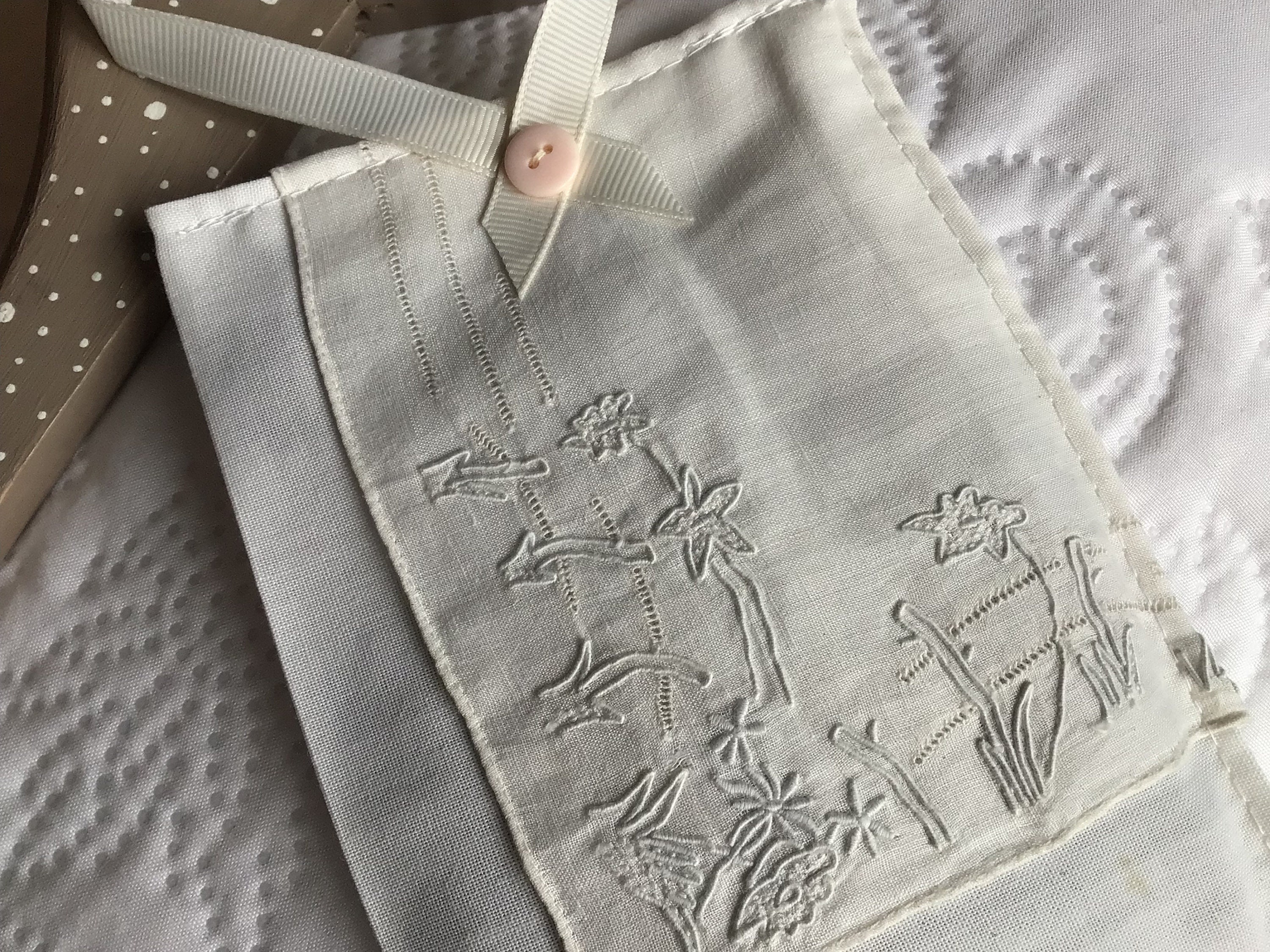 Vintage Antique Embroidered Lavender Bags/beautiful Lavender Sachets ...