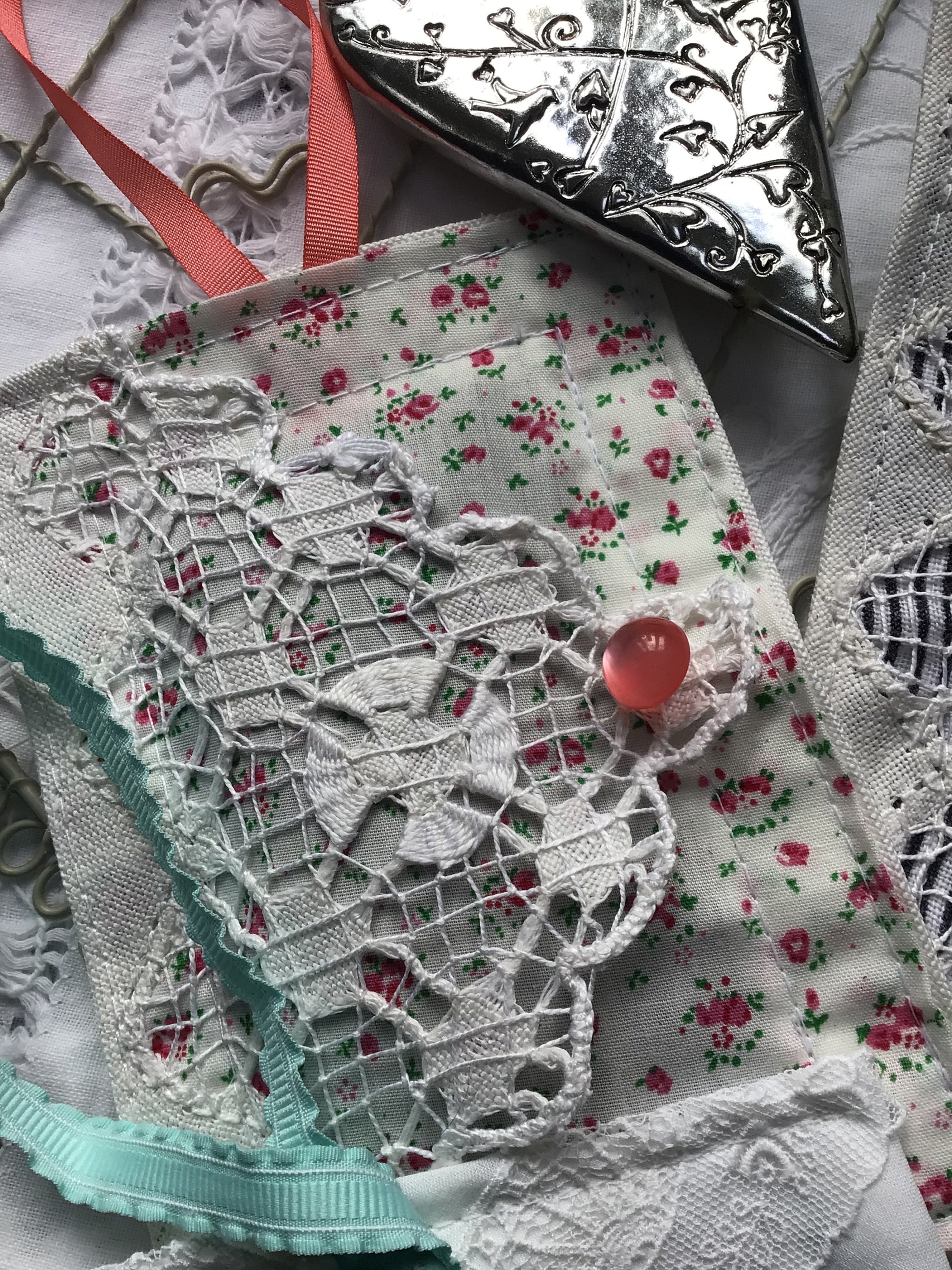 Vintage Antique Embroidered Lavender Bags/beautiful Lavender Sachets ...