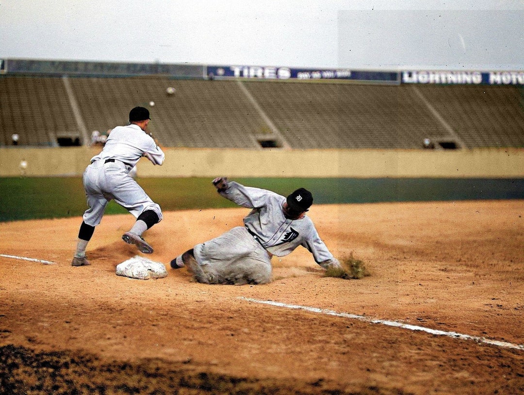 1924 Ty Cobb Slides 11 X 14 Photo Print - Etsy